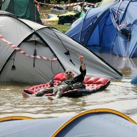 Prepare to Burst into Laughter with These Hilarious Camping Photos ...